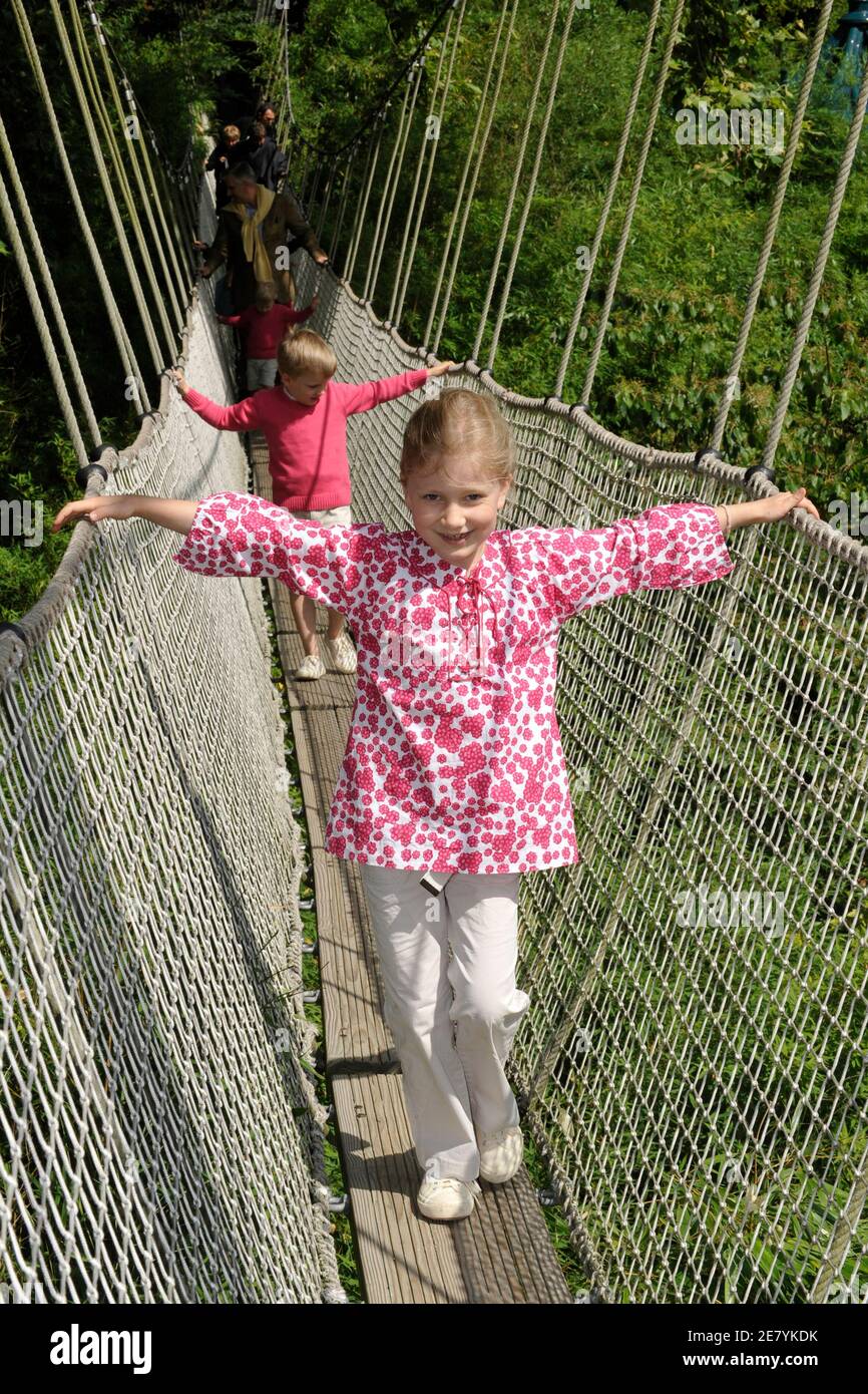 Prince And Princess Bridge High Resolution Stock Photography and Images ...