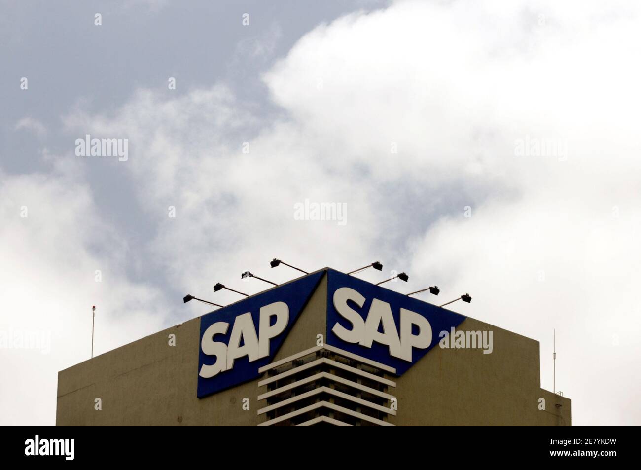 The sap logo hi-res stock photography and images - Alamy