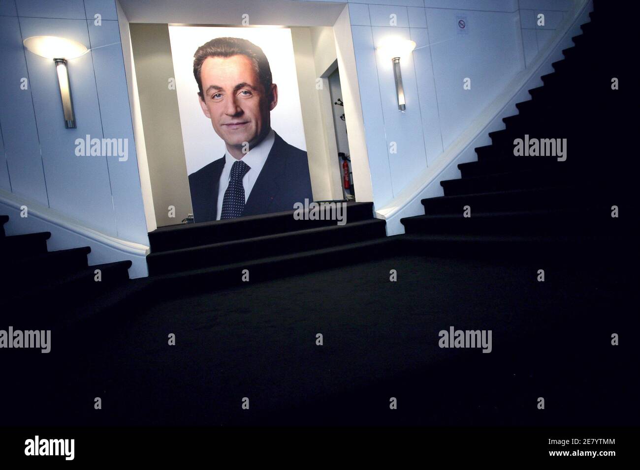 Portrait decale hi-res stock photography and images - Alamy