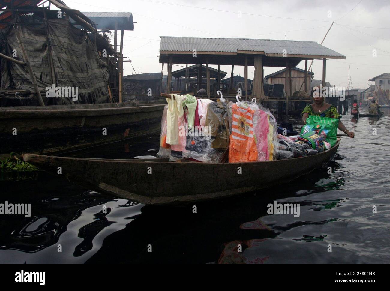 Nigeria Canoe Boat High Resolution Stock Photography and Images - Alamy