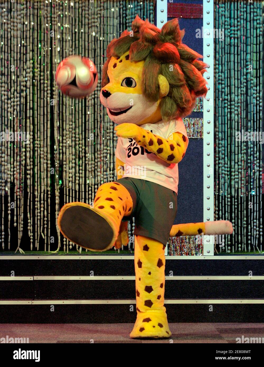 South africa world cup 2010 mascot hi-res stock photography and images ...