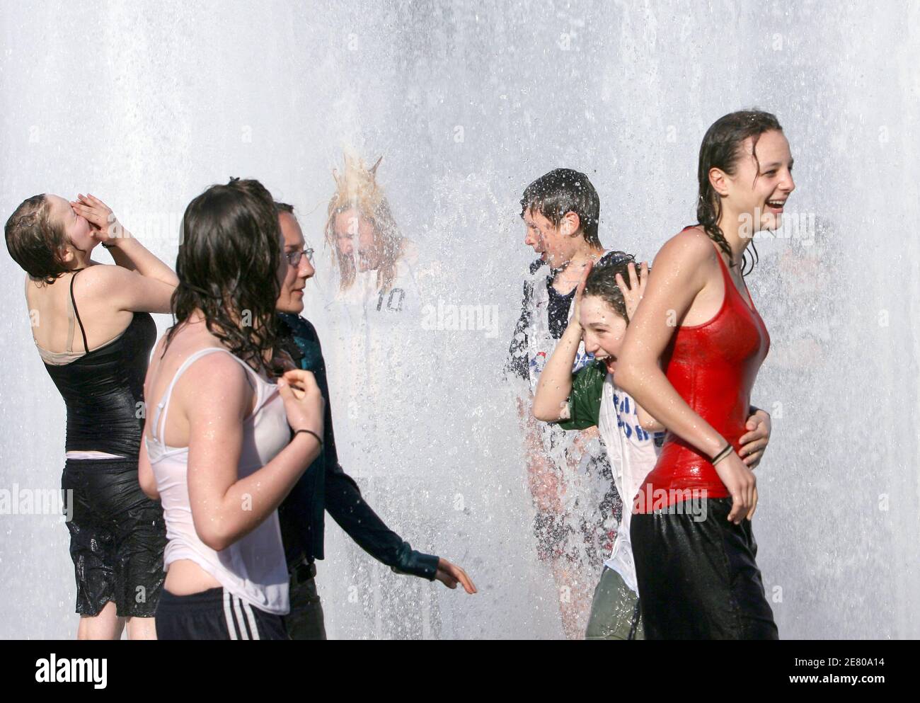 Temperatures reached 30 degrees Celsius (86 Fahrenheit) in Lyon ...