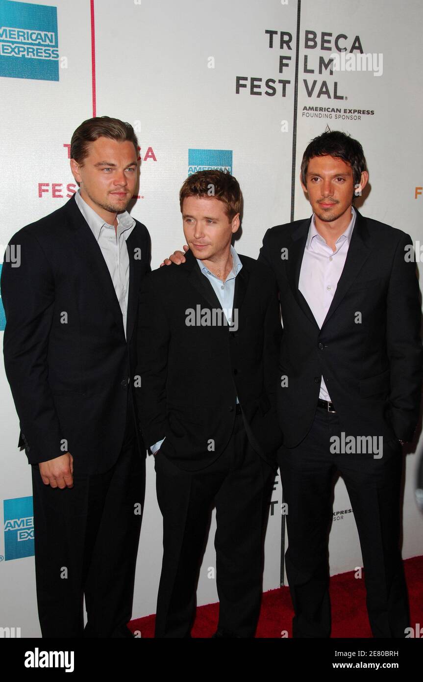 Lukas Haas Leonardo Dicaprio