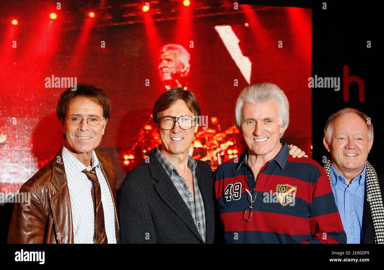 L r hank marvin hi-res stock photography and images - Alamy