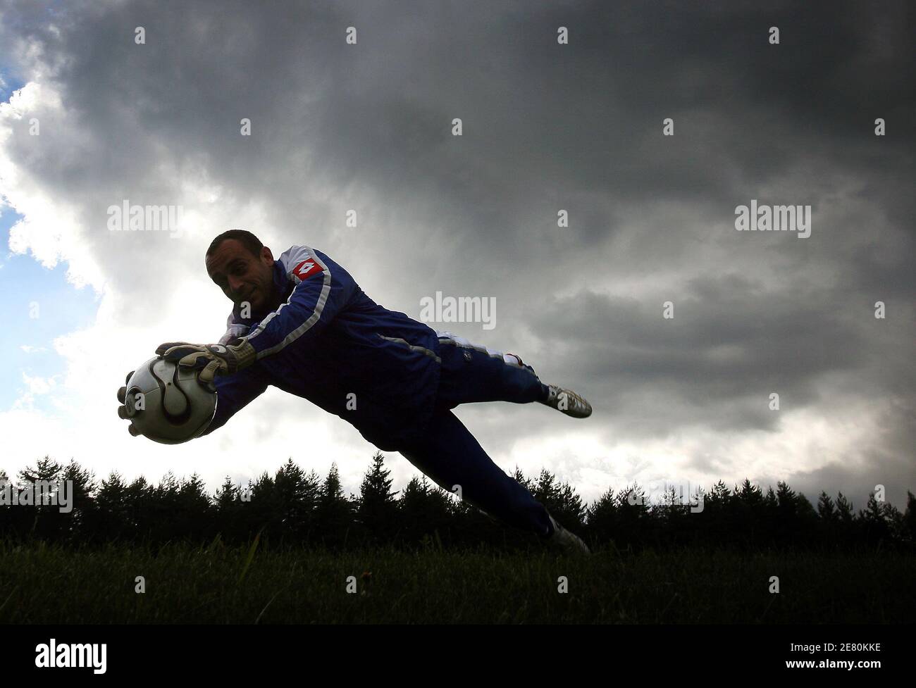 2006 world cup serbia team hi-res stock photography and images - Alamy