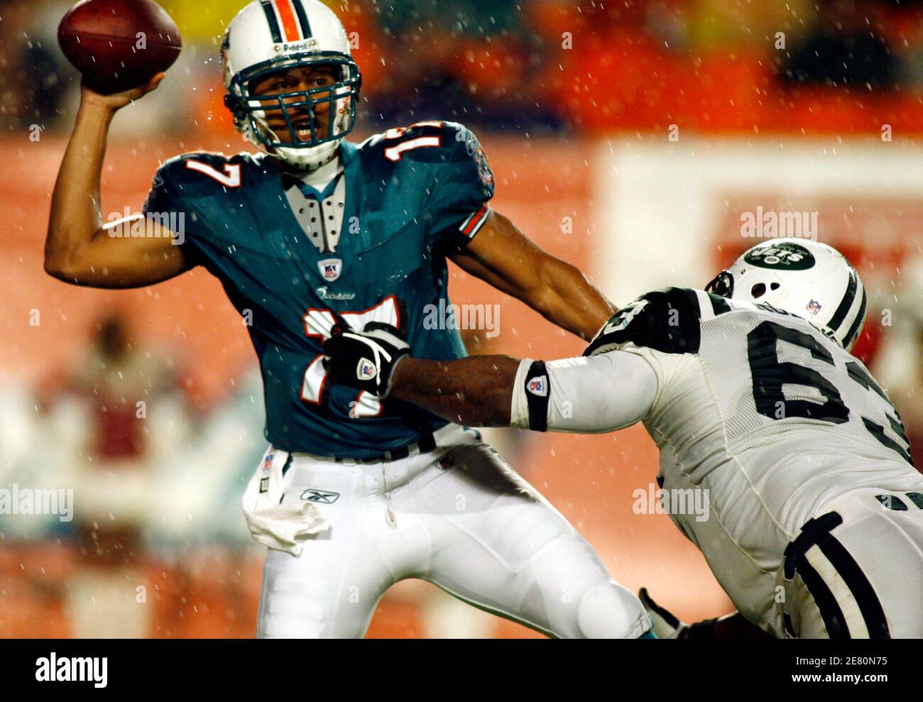 Miami dolphins quarterback cleo lemon hi-res stock photography and ...