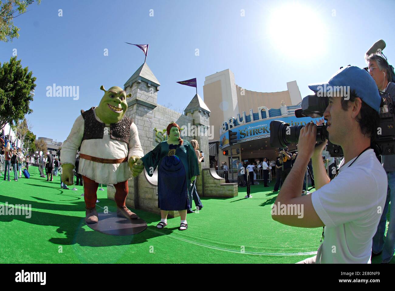 'Shrek the Third' premiere at the Mann Village Theatre in Westwood, Los ...