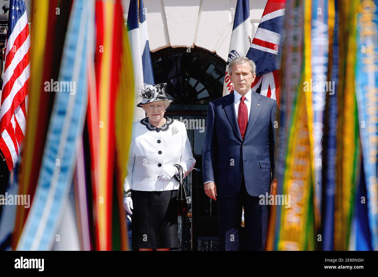 Queen Elizabeth II and President George W. Bush attend an arrival ...