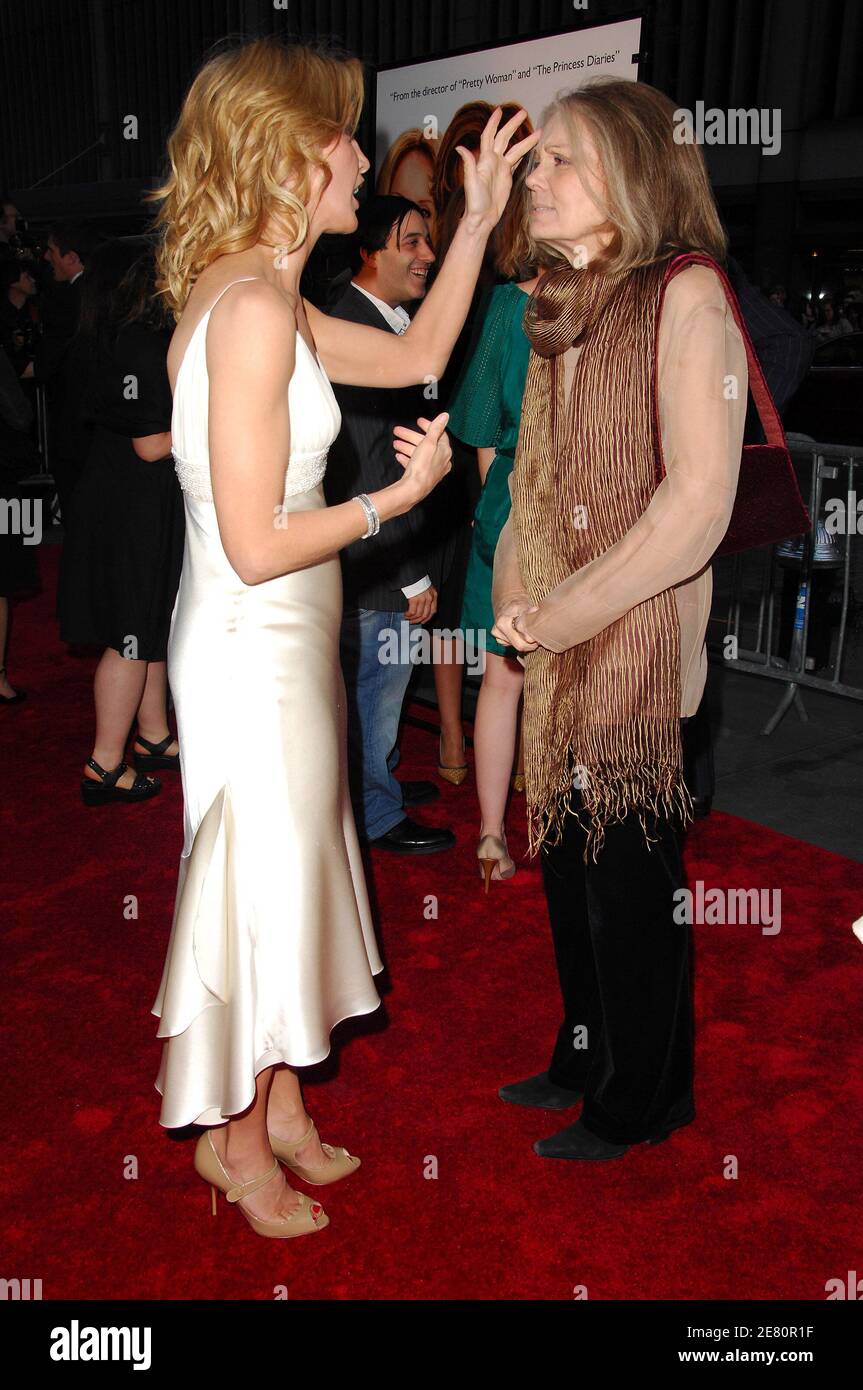 Georgia rule 2007 felicity huffman hi-res stock photography and images ...