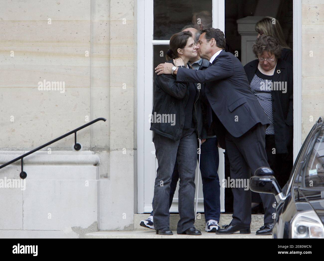 Widow killed police officer hi-res stock photography and images - Alamy