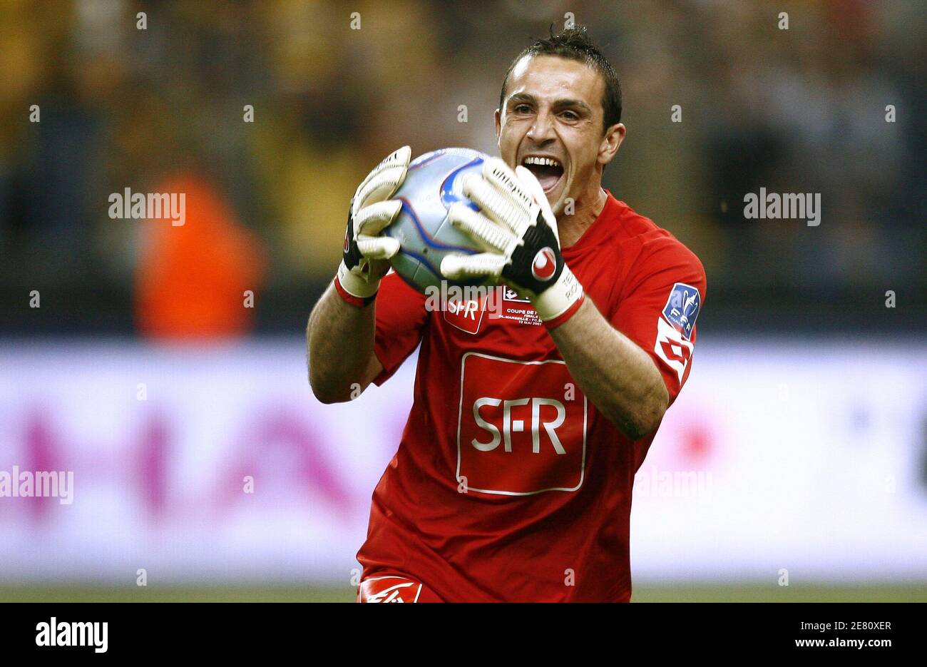Sochaux goalkeeper teddy richert hi-res stock photography and images ...