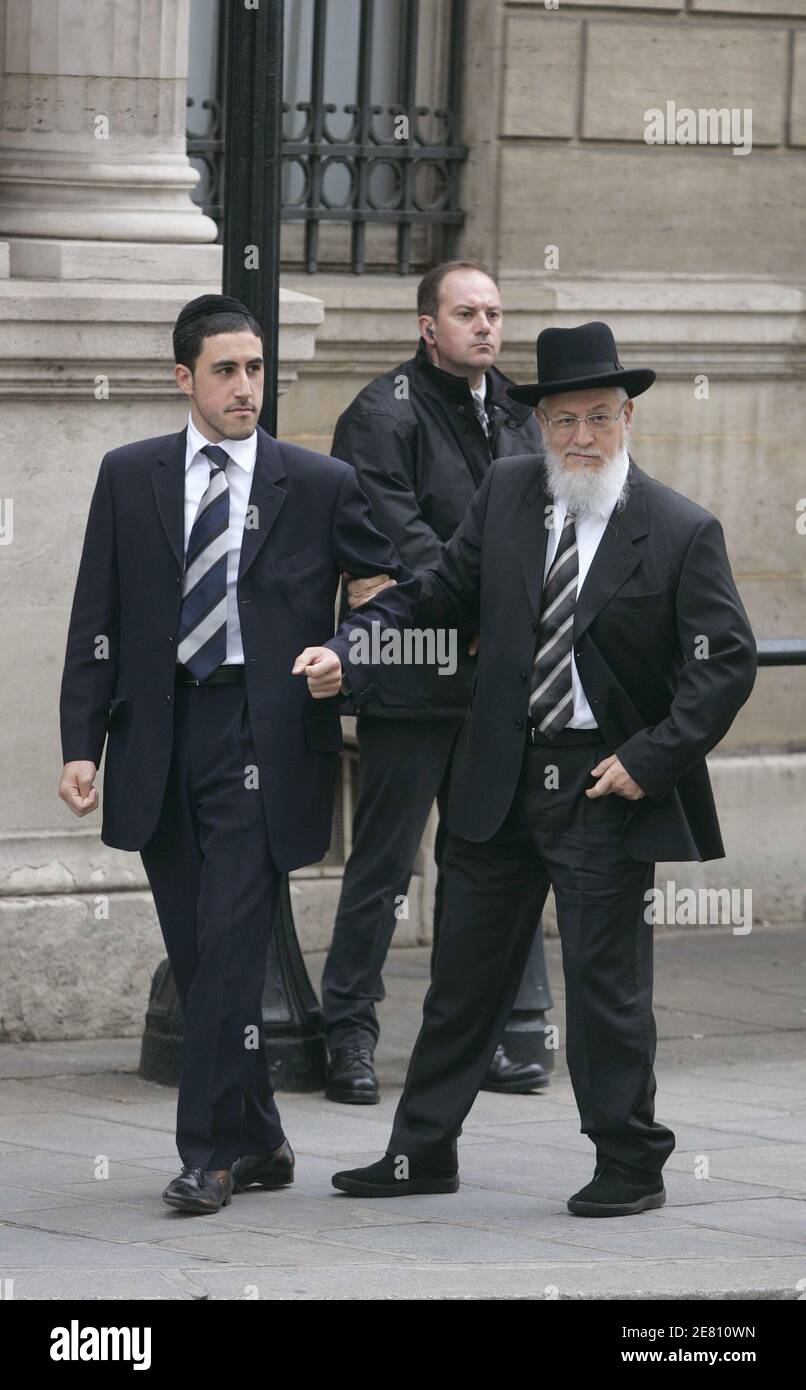 Rabbin Joseph Sitruk arrives in the Elysee palace to attend the ...