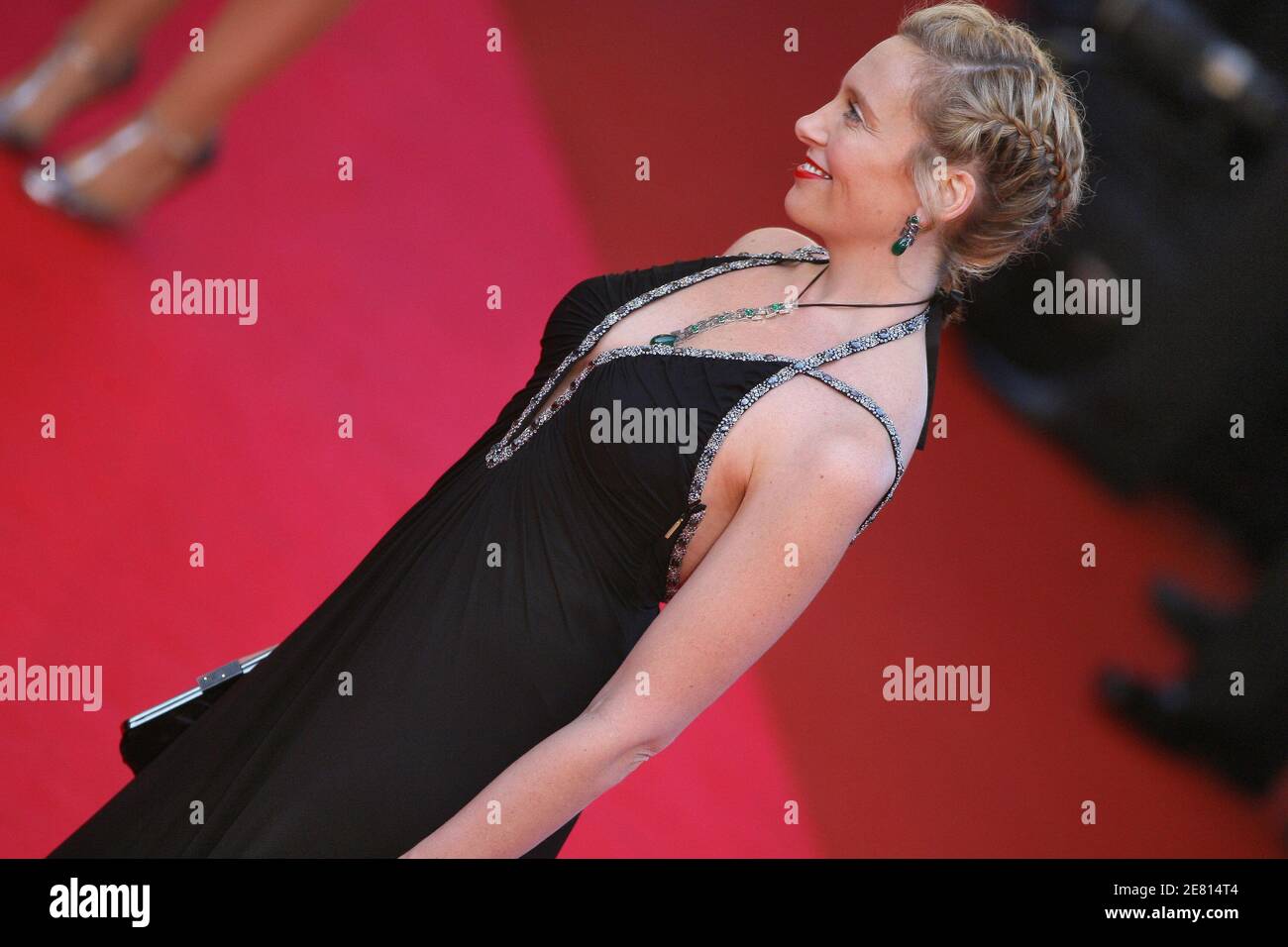 Toni collette cannes film festival hi-res stock photography and images ...