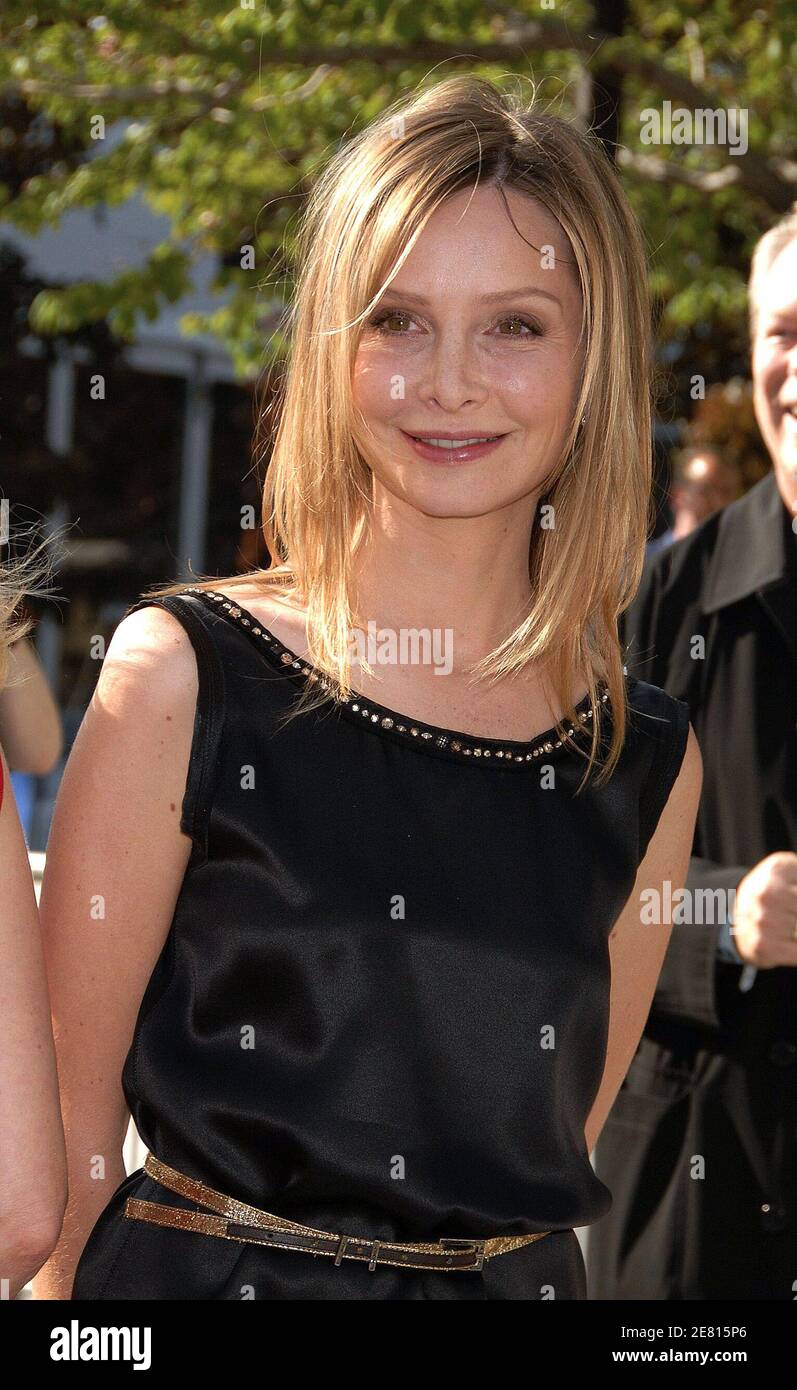 Calista Flockhart attends the ABC Upfront presentation for the 2007 ...