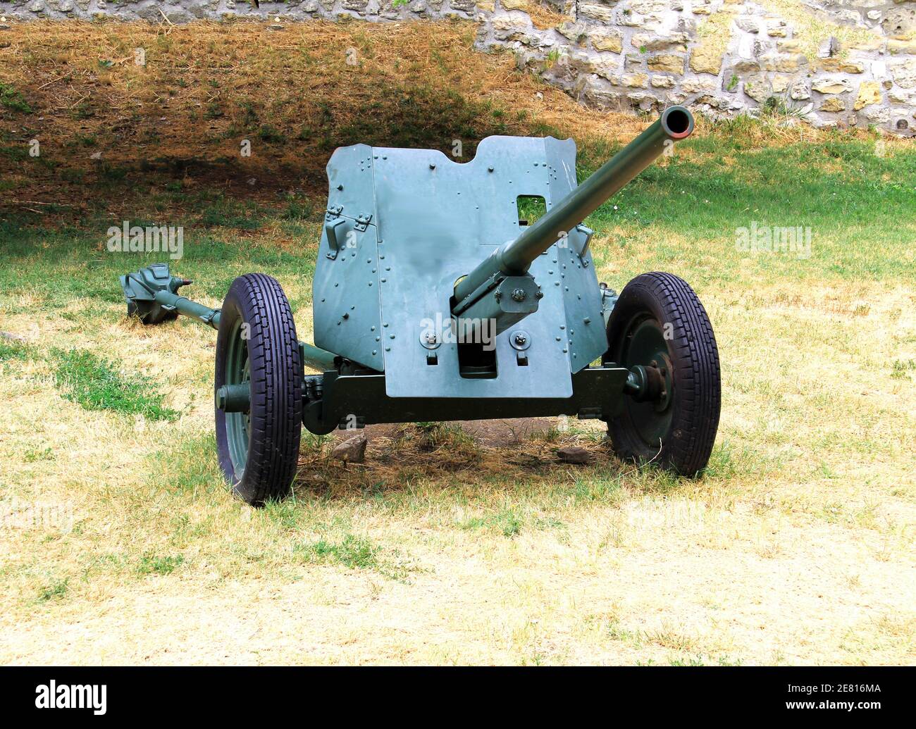 Obsolete cannon field artillery of the first world war Stock Photo - Alamy