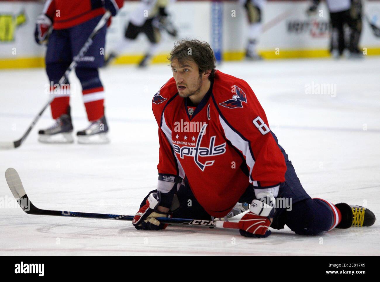 Alex ovechkin washington capitals stretches hi-res stock photography ...
