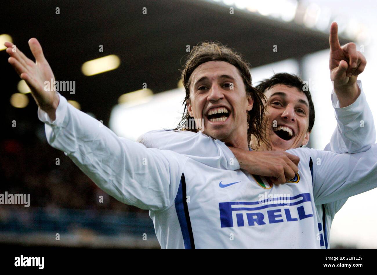 Nicolas andres burdisso hi-res stock photography and images - Alamy