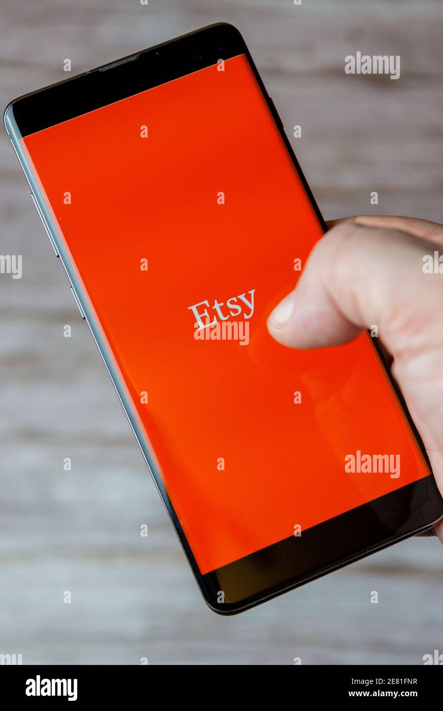 Small screens hi-res stock photography and images - Alamy