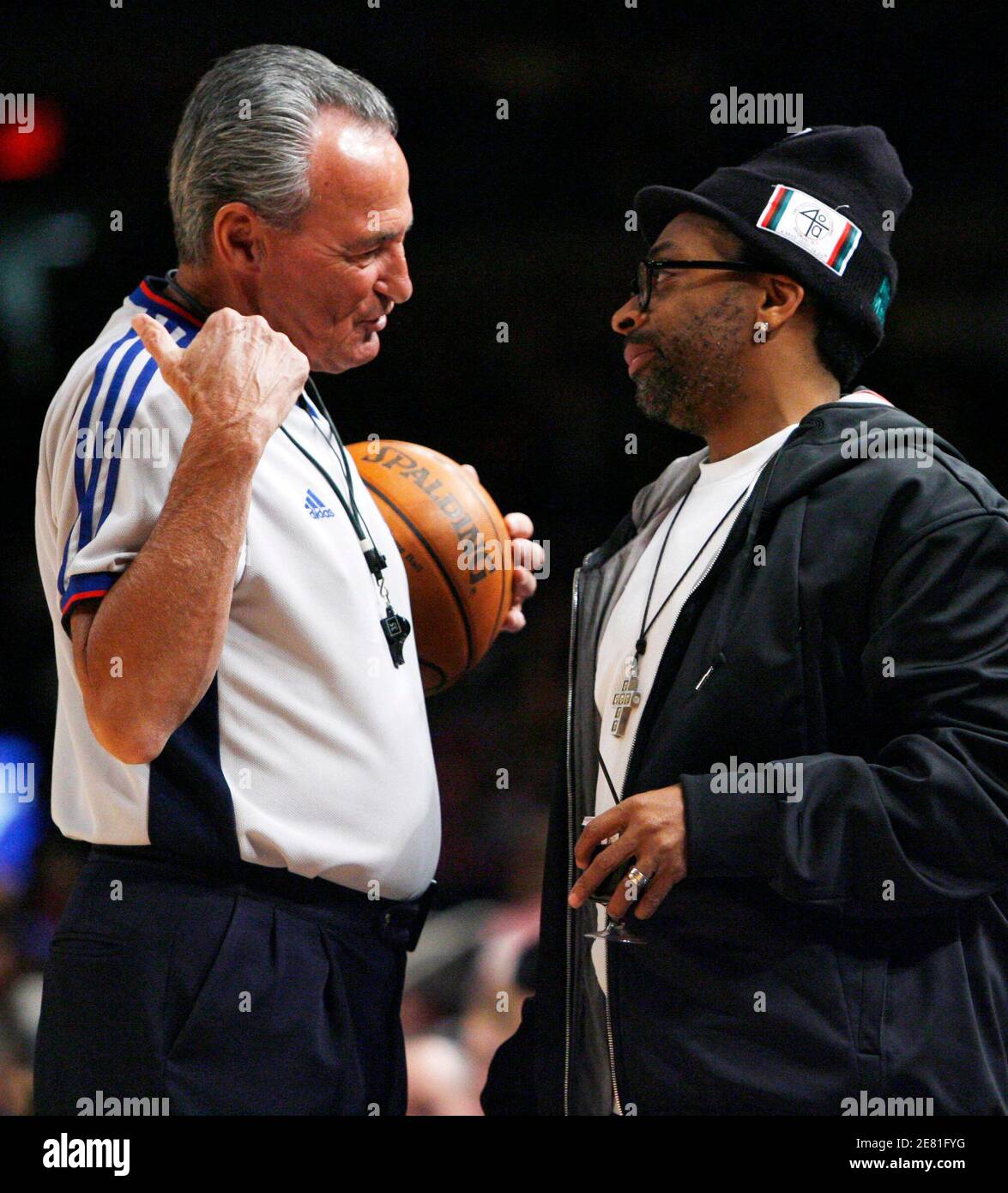 Spike lee knicks game hi-res stock photography and images - Alamy