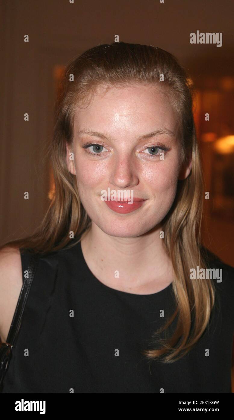 Director sarah polley hi-res stock photography and images - Alamy
