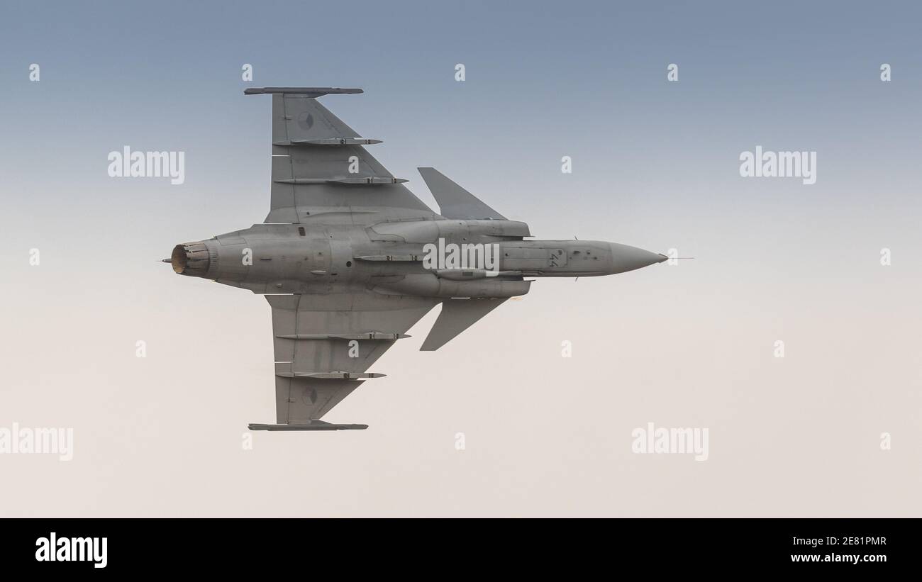 Jet in flight underneath hi-res stock photography and images - Alamy