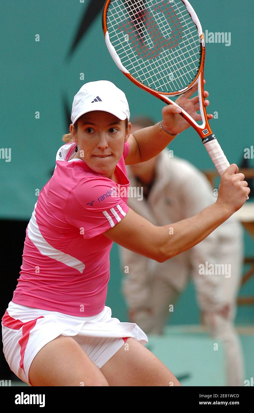 Justine henin roland garros 2007 hi-res stock photography and images ...