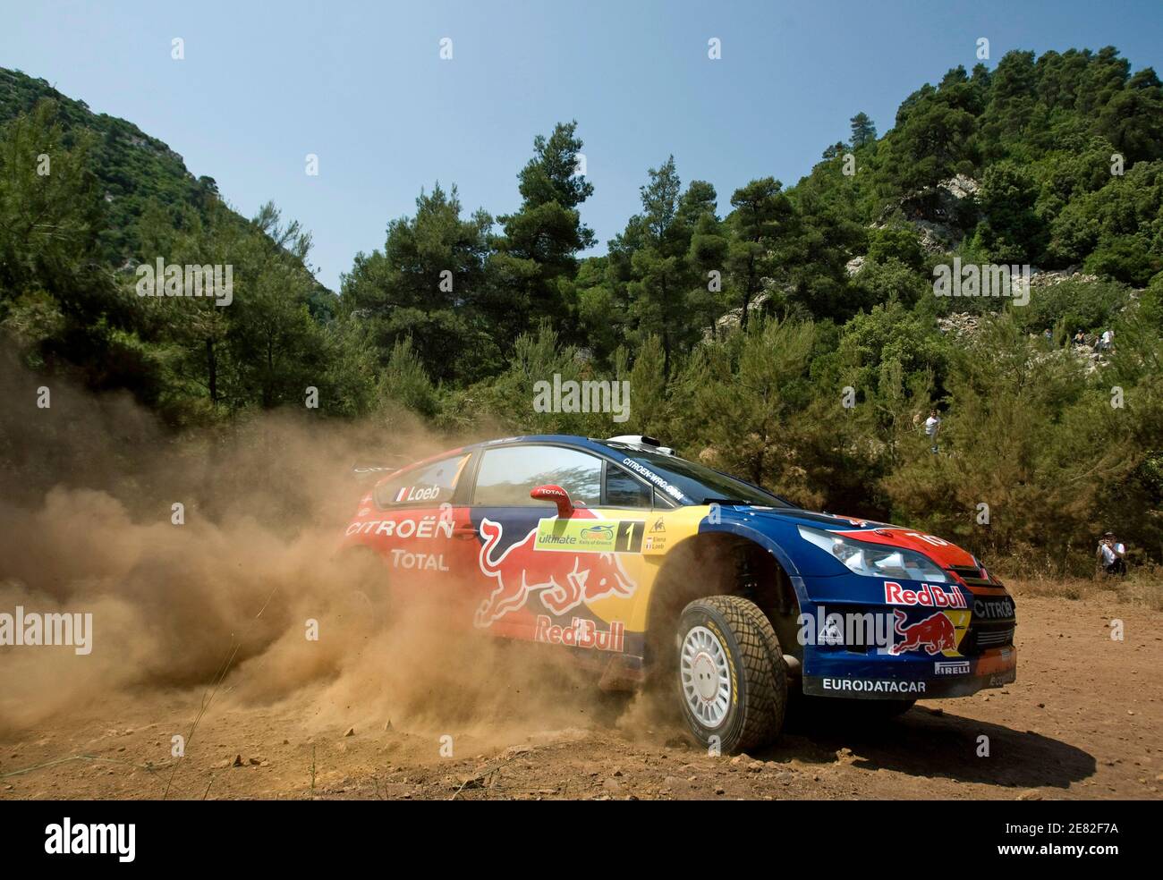 Citroen c4 logo hi-res stock photography and images - Alamy