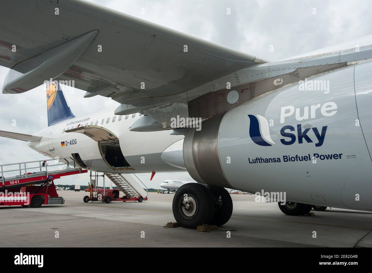 GERMANY, Hamburg airport , trial phase with biofuel , Lufthansa jet ...