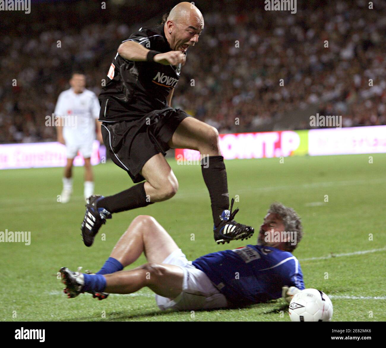 Former Goalkeeper High Resolution Stock Photography and Images - Alamy