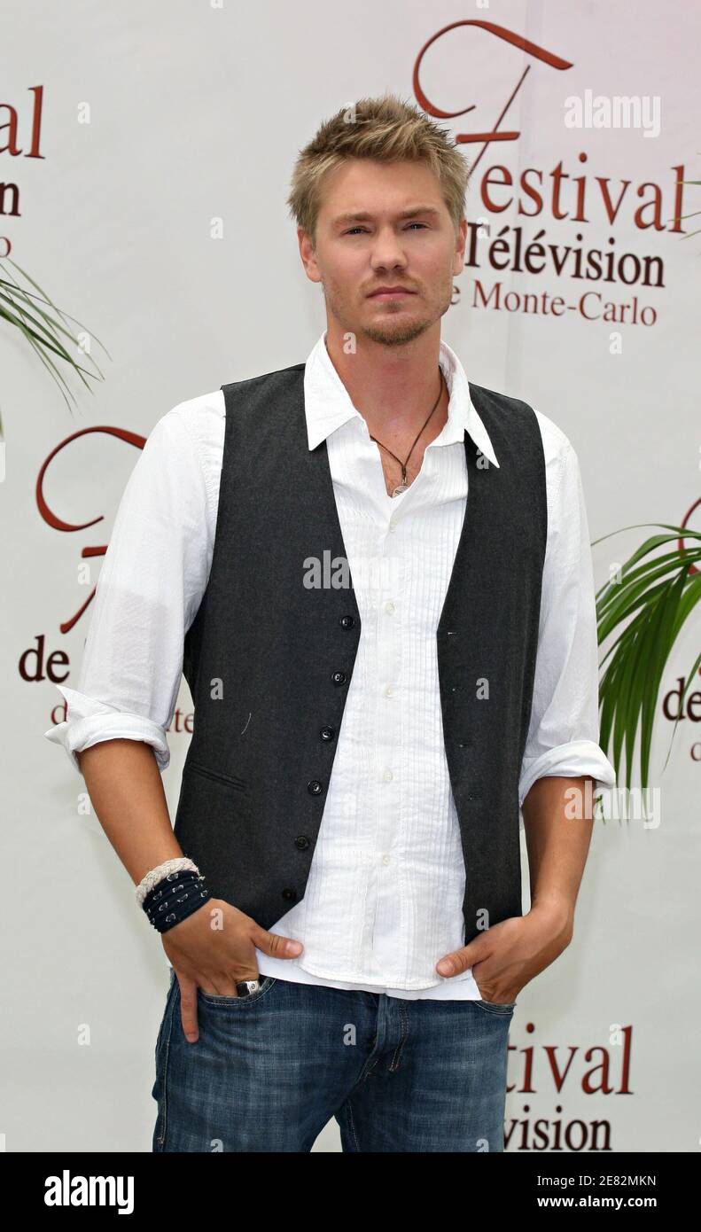 US actor Chad Michael Murray from US TV show 'One tree Hill' (Les ...