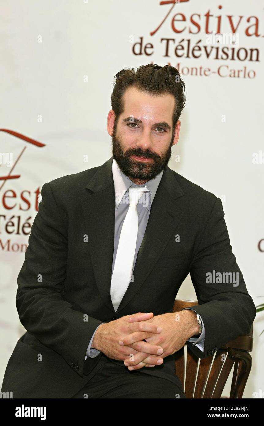 Adrian Pasdar Heroes