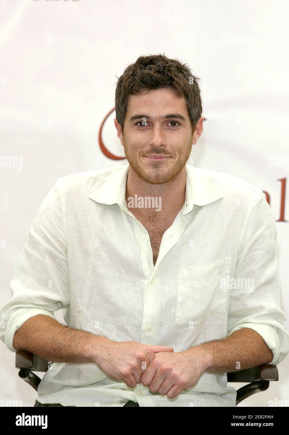 US Actor Dave Annable of the US TV show 'Brothers and sisters' poses ...
