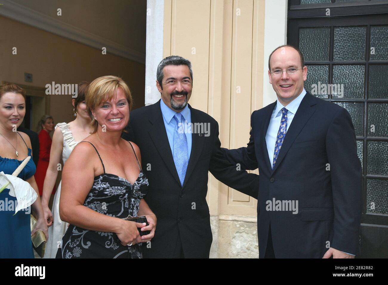 US Producer of the TV show '24' Jon Cassar and his wife pose with ...