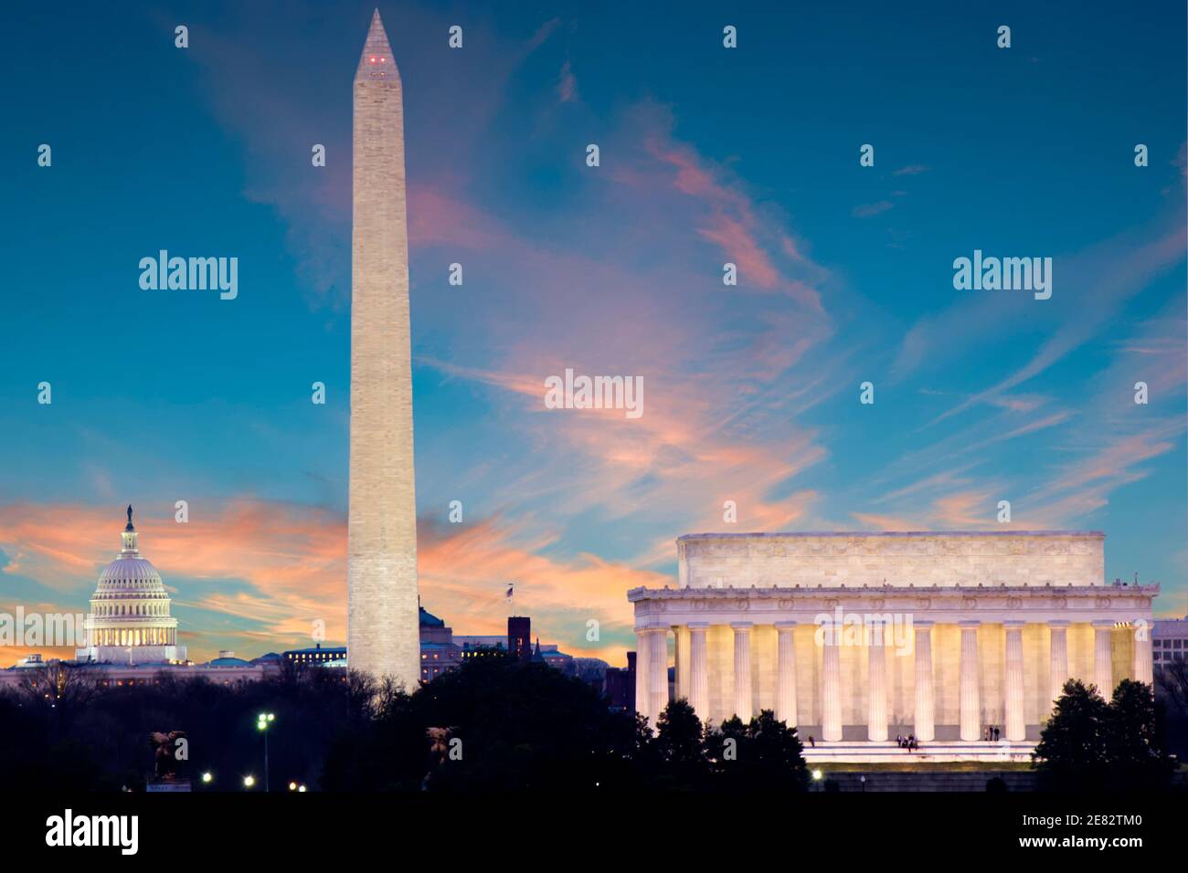 Washington DC skyline including Lincoln Memorial, Washington Monument ...