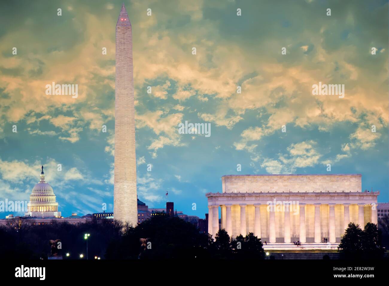Washington DC skyline including Lincoln Memorial, Washington Monument ...