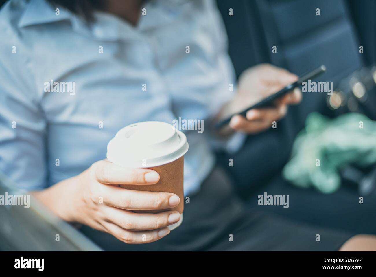hand holding coffee cup to take away Stock Photo - Alamy