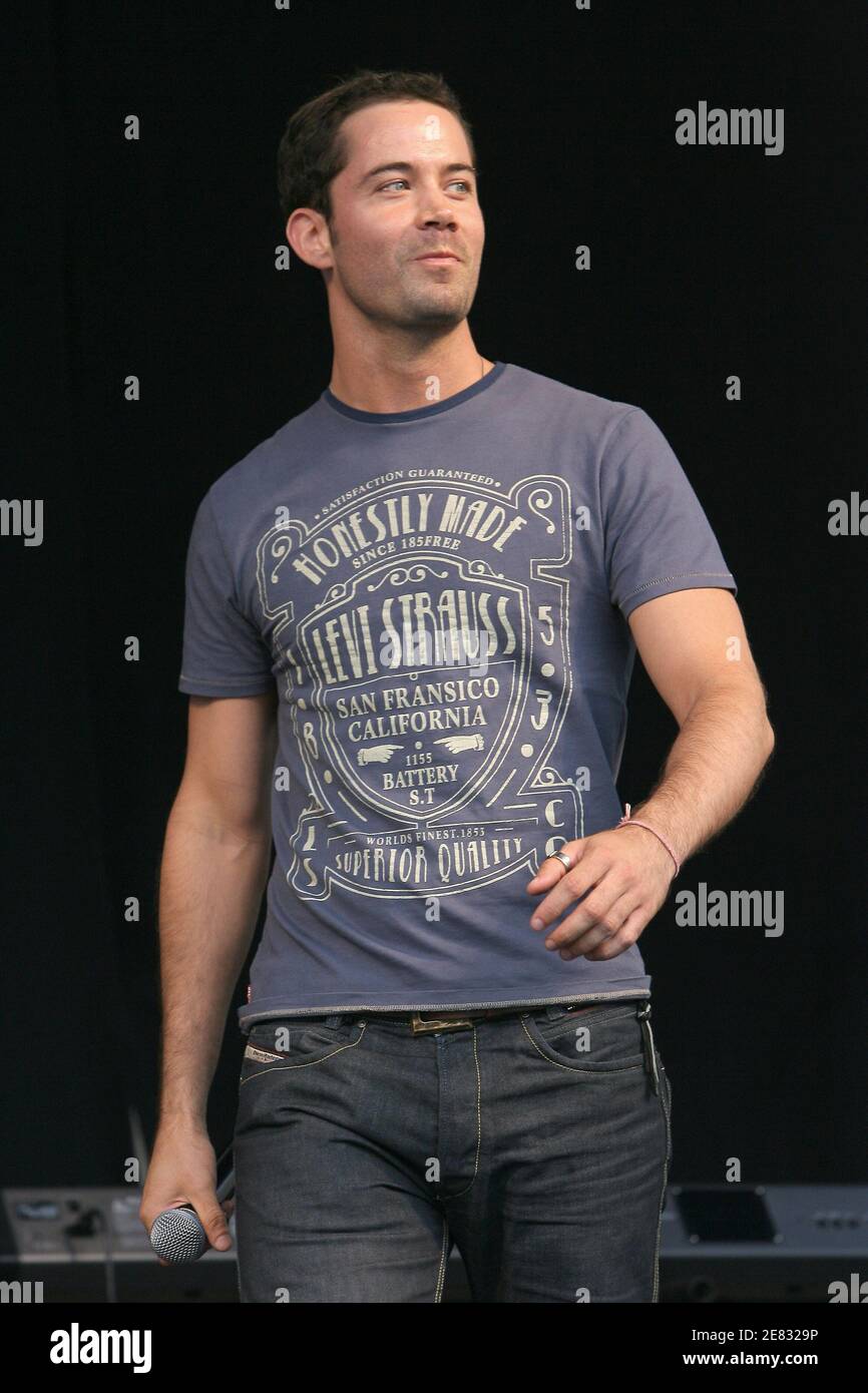 EXCLUSIVE.Singer Emmanuel Moire performs during the '14th Neck'airs de ...