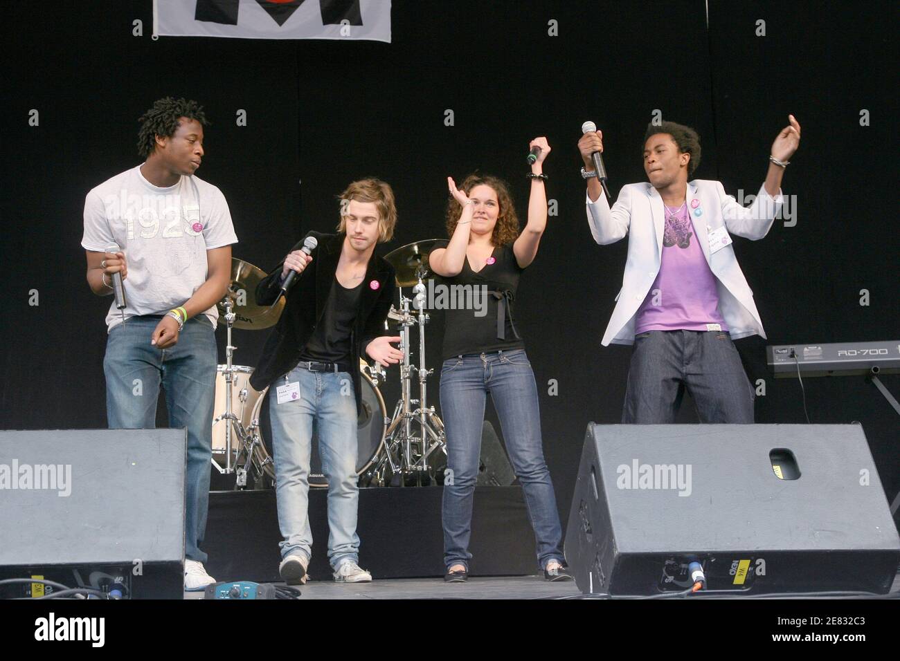EXCLUSIVE. Members of 'Nouvelle Star 2007' performs during the '14th ...