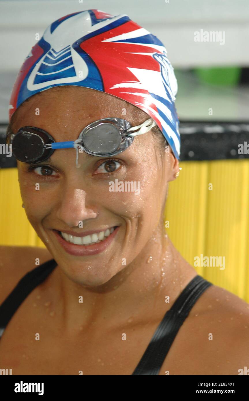 Duyet swimming hi-res stock photography and images - Alamy