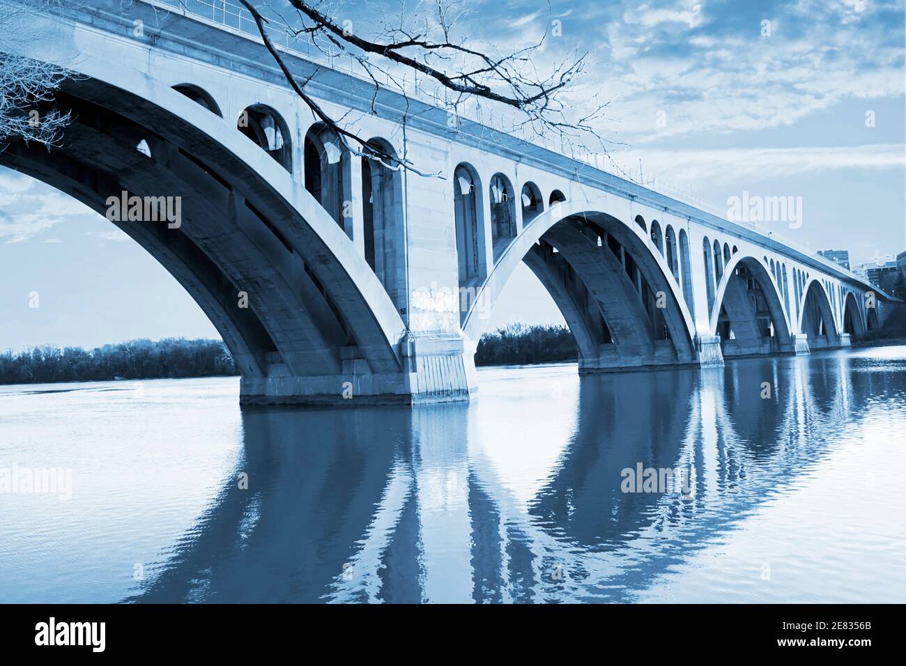 Georgetown Bridge, Washington DC over the Potomac River Stock Photo - Alamy