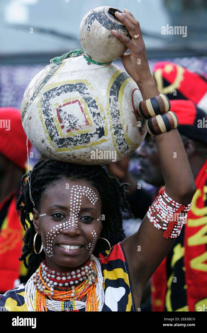 The pan african festival of algiers hi-res stock photography and images ...