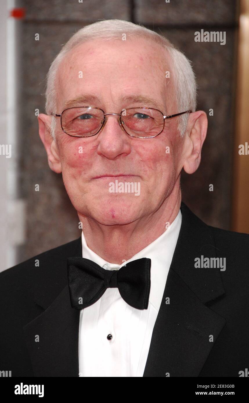 John mahoney hi-res stock photography and images - Alamy