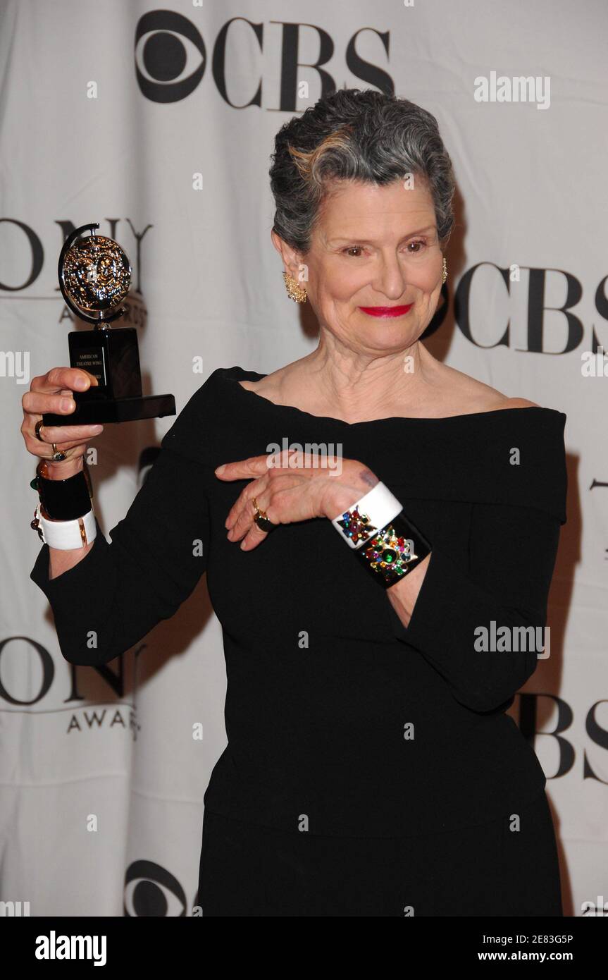 Mary louise wilson hi-res stock photography and images - Alamy