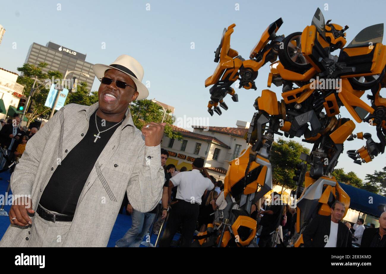 Bernie Mac attends the premiere of Paramount Pictures "Transformers" at ...