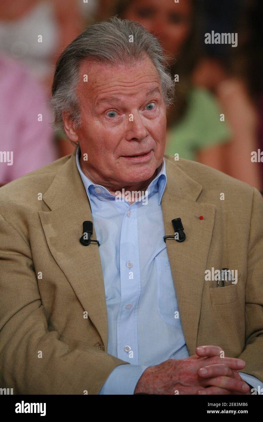 Jean Piat at the taping of Vivement Dimanche on April 25, 2007 in Paris ...