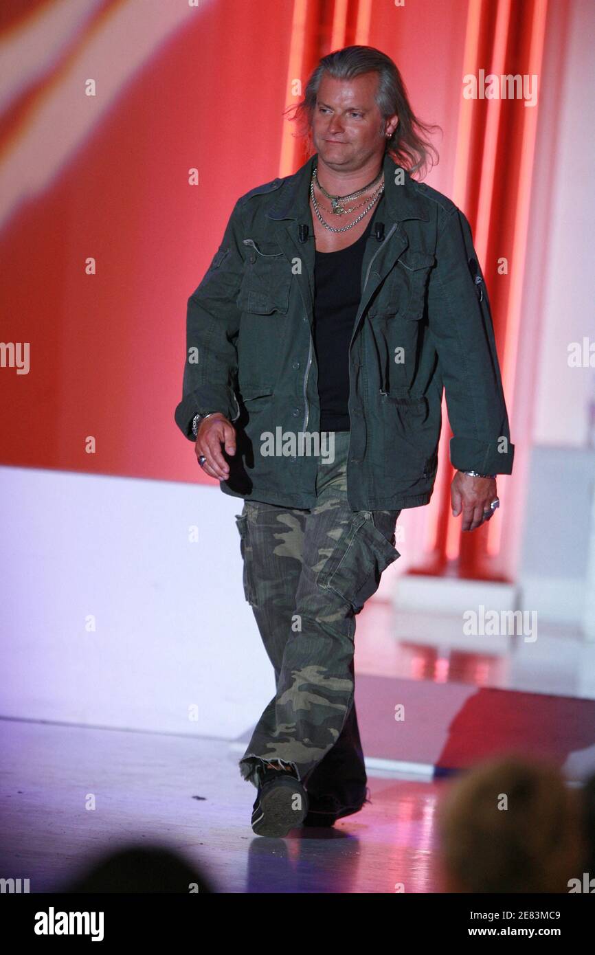 Philippe Lucas at the taping of Vivement Dimanche on April 25, 2007 in ...