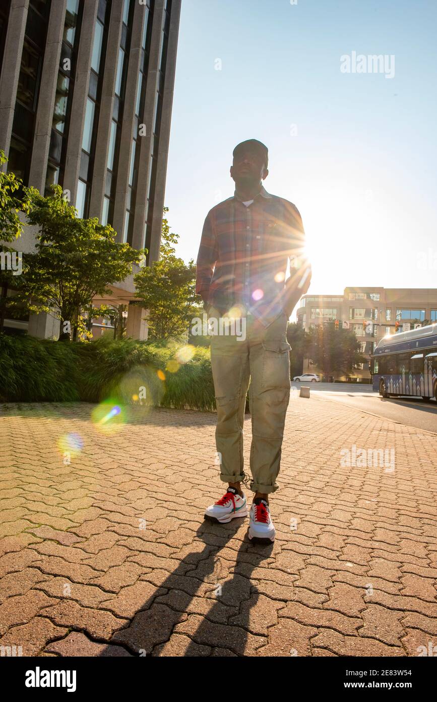 Urban road setting hi-res stock photography and images - Alamy