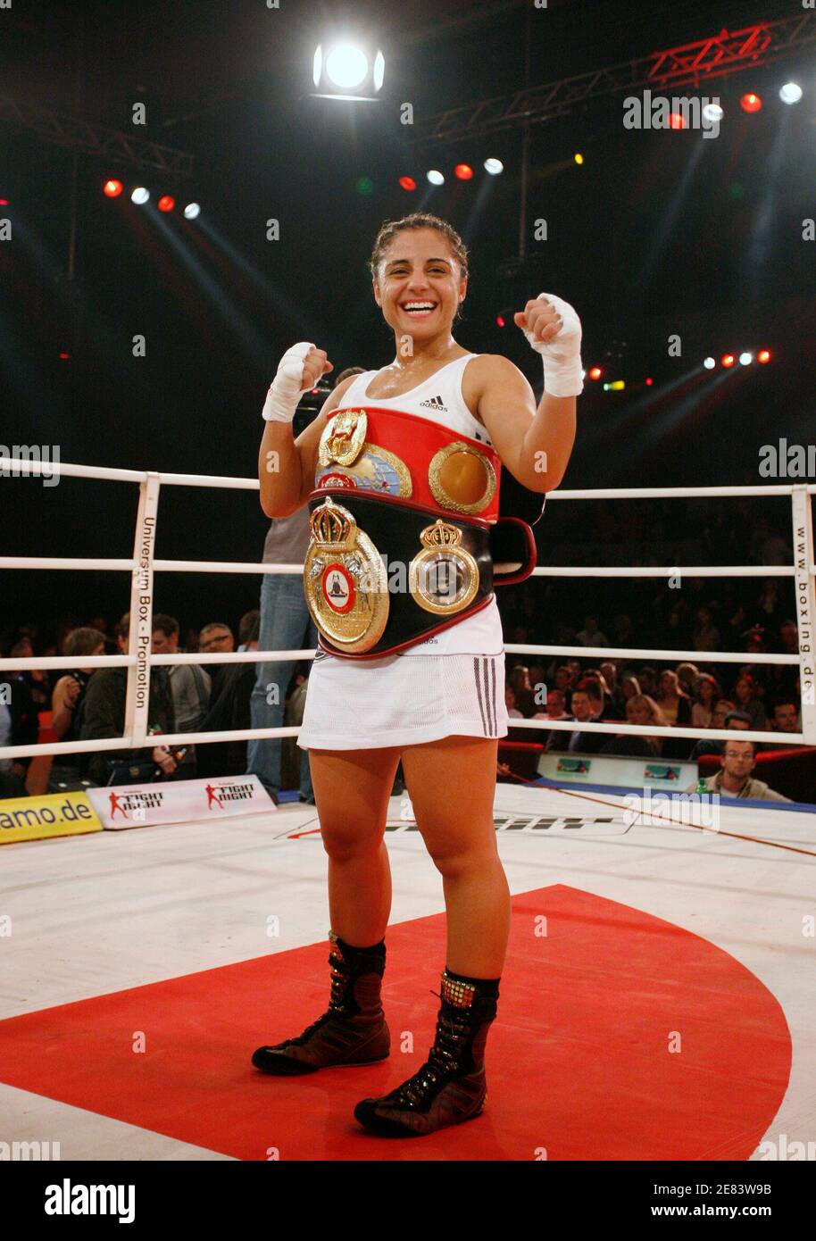 Susi Kentikian Hamburg High Resolution Stock Photography and Images - Alamy