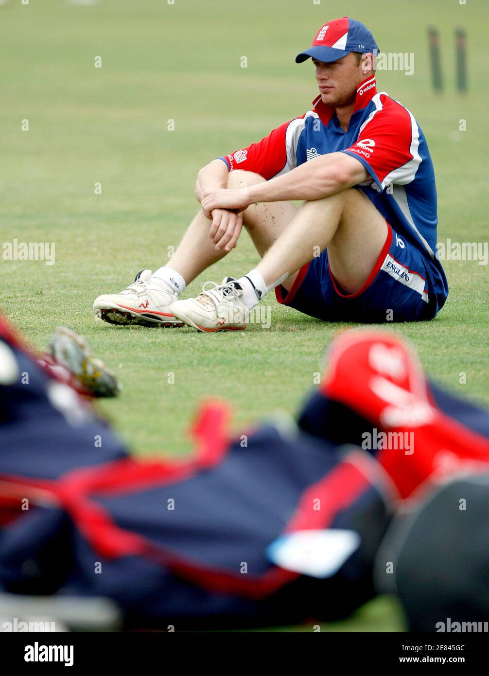 Cricket on ground andrew flintoff hi-res stock photography and images ...