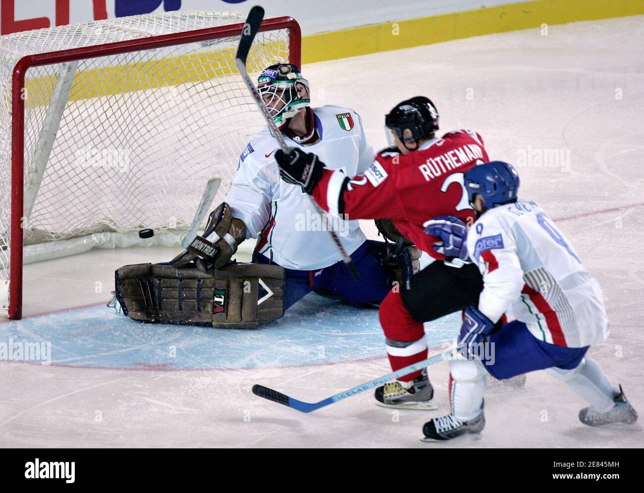 Bettin High Resolution Stock Photography and Images - Alamy